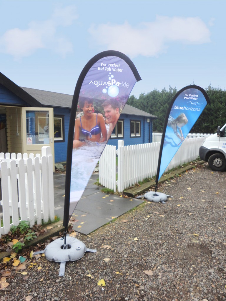 Feather Flags from Gazebo UK